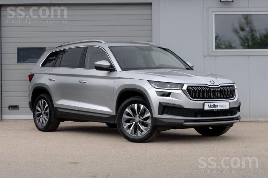 Grey Skoda Kodiaq 2023 in Jelgava, with an engine capacity of 2.00 L and mileage of 142 thousand km for 25500 €, photo 3 on AUTOMOTO.COM.LV