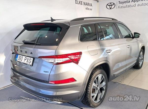 Pelēks Skoda Kodiaq 2024 Narva, ar dzinēja tilpumu 1.97 L un nobraukumu 31 tūkst. km par 40490 €, foto 2 vietnē AUTOMOTO.COM.LV