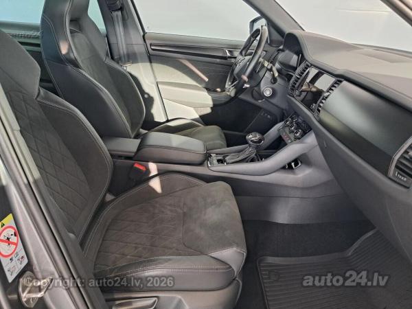 Pelēks Skoda Kodiaq 2024 Narva, ar dzinēja tilpumu 1.97 L un nobraukumu 31 tūkst. km par 40490 €, foto 10 vietnē AUTOMOTO.COM.LV
