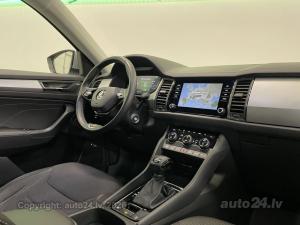 Grey Skoda Kodiaq 2024 in Tallinn, with an engine capacity of 1.97 L and mileage of 50 thousand km for 33990 €, photo 12 on AUTOMOTO.COM.LV