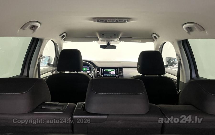 Grey Skoda Kodiaq 2024 in Tallinn, with an engine capacity of 1.97 L and mileage of 50 thousand km for 33990 €, photo 15 on AUTOMOTO.COM.LV