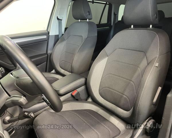 Grey Skoda Kodiaq 2024 in Tallinn, with an engine capacity of 1.97 L and mileage of 62 thousand km for 33990 €, photo 7 on AUTOMOTO.COM.LV