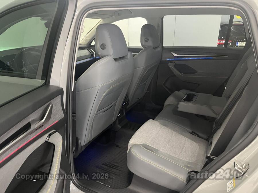 Серый Шкода Kodiaq 2024 в Таллин, объемом двигателя 2.00 л и пробегом 27 тыс. км за 42900 €, фото 14 на AUTOMOTO.COM.LV