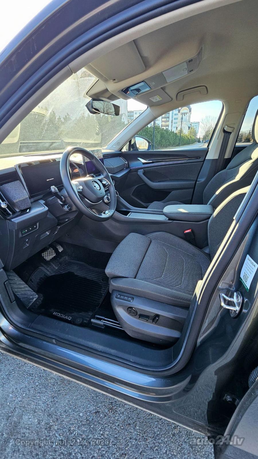 Pelēks Skoda Kodiaq 2024 Tallina, ar dzinēja tilpumu 2.00 L un nobraukumu 21 tūkst. km par 41000 €, foto 9 vietnē AUTOMOTO.COM.LV