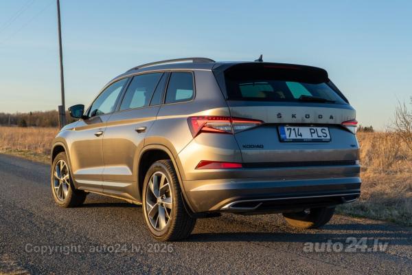 Grey Skoda Kodiaq 2024 in Tallinn, with an engine capacity of 2.00 L and mileage of 45 thousand km for 38900 €, photo 5 on AUTOMOTO.COM.LV