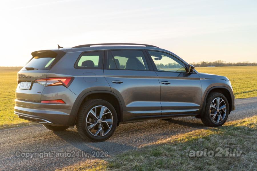 Grey Skoda Kodiaq 2024 in Tallinn, with an engine capacity of 2.00 L and mileage of 45 thousand km for 38900 €, photo 8 on AUTOMOTO.COM.LV