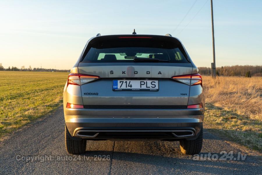 Pelēks Skoda Kodiaq 2024 Tallina, ar dzinēja tilpumu 2.00 L un nobraukumu 45 tūkst. km par 35900 €, foto 9 vietnē AUTOMOTO.COM.LV