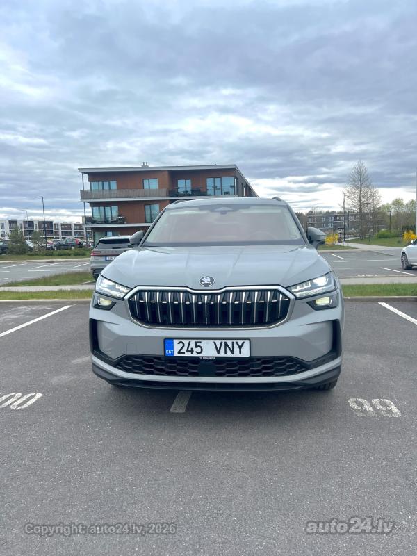 Серый Шкода Kodiaq 2024 в Таллин, объемом двигателя 1.50 л и пробегом 22 тыс. км за 41000 €, фото 1 на AUTOMOTO.COM.LV