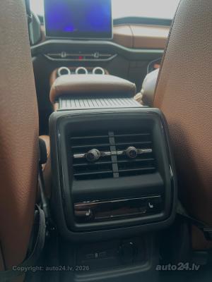 Grey Skoda Kodiaq 2024 in Tallinn, with an engine capacity of 1.50 L and mileage of 22 thousand km for 41000 €, photo 8 on AUTOMOTO.COM.LV