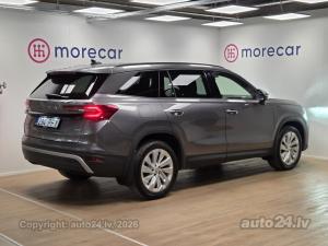 Серый Шкода Kodiaq 2024 в Таллин, объемом двигателя 2.00 л и пробегом 25 тыс. км за 41900 €, фото 5 на AUTOMOTO.COM.LV