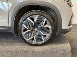 Серый Шкода Kodiaq 2024 в Таллин, объемом двигателя 1.50 л и пробегом 27 тыс. км за 39990 €, фото 10 на AUTOMOTO.COM.LV