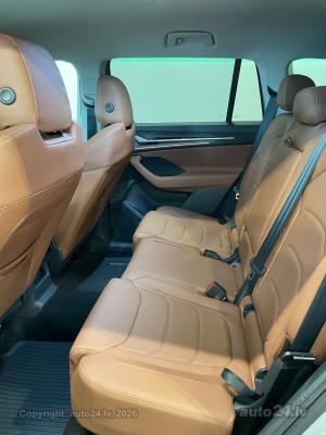 Серый Шкода Kodiaq 2024 в Таллин, объемом двигателя 1.50 л и пробегом 27 тыс. км за 39990 €, фото 16 на AUTOMOTO.COM.LV