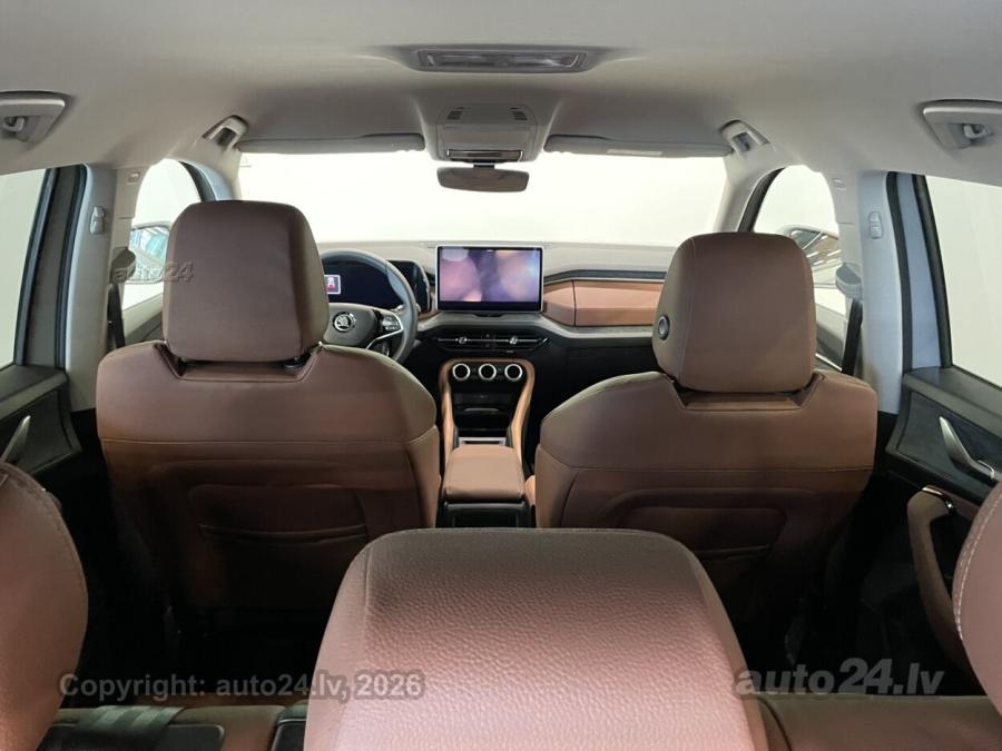 Серый Шкода Kodiaq 2024 в Таллин, объемом двигателя 1.50 л и пробегом 27 тыс. км за 39990 €, фото 19 на AUTOMOTO.COM.LV