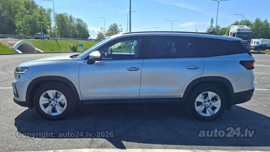 Grey Skoda Kodiaq 2024 in Tallinn, with an engine capacity of 2.00 L and mileage of 31 thousand km for 39900 €, photo 4 on AUTOMOTO.COM.LV
