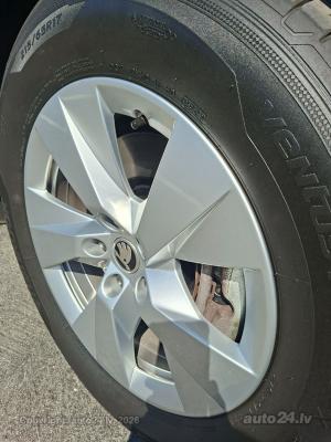 Grey Skoda Kodiaq 2024 in Tallinn, with an engine capacity of 2.00 L and mileage of 31 thousand km for 39900 €, photo 20 on AUTOMOTO.COM.LV