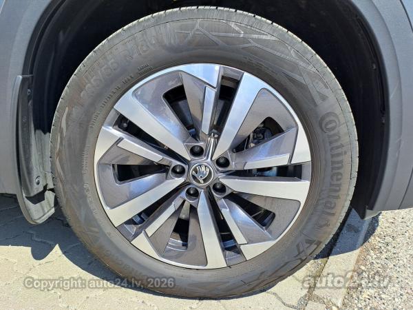 Grey Skoda Kodiaq 2024 in Tartu, with an engine capacity of 2.00 L and mileage of 13 thousand km for 43900 €, photo 2 on AUTOMOTO.COM.LV