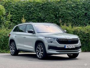 Серый Шкода Kodiaq 2024 в Вильнюс, объемом двигателя 2.00 л и пробегом 72 тыс. км за 34900 €, фото 5 на AUTOMOTO.COM.LV