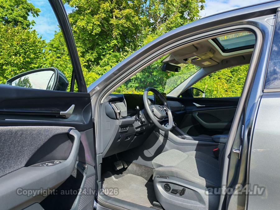 Серый Шкода Kodiaq 2024 в Таллин, объемом двигателя 1.50 л и пробегом 28 тыс. км за 37500 €, фото 8 на AUTOMOTO.COM.LV