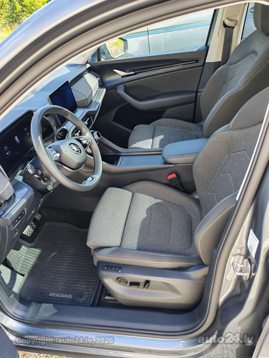 Серый Шкода Kodiaq 2024 в Таллин, объемом двигателя 1.50 л и пробегом 28 тыс. км за 37500 €, фото 11 на AUTOMOTO.COM.LV