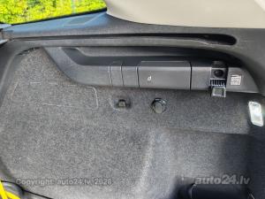 Серый Шкода Kodiaq 2024 в Таллин, объемом двигателя 1.50 л и пробегом 28 тыс. км за 37500 €, фото 27 на AUTOMOTO.COM.LV