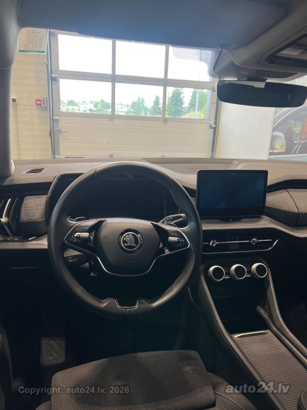 Grey Skoda Kodiaq 2024 in Rakvere, with an engine capacity of 2.00 L and mileage of 80 thousand km for 33500 €, photo 8 on AUTOMOTO.COM.LV
