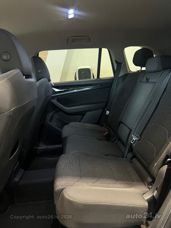 Grey Skoda Kodiaq 2024 in Rakvere, with an engine capacity of 2.00 L and mileage of 80 thousand km for 33500 €, photo 9 on AUTOMOTO.COM.LV