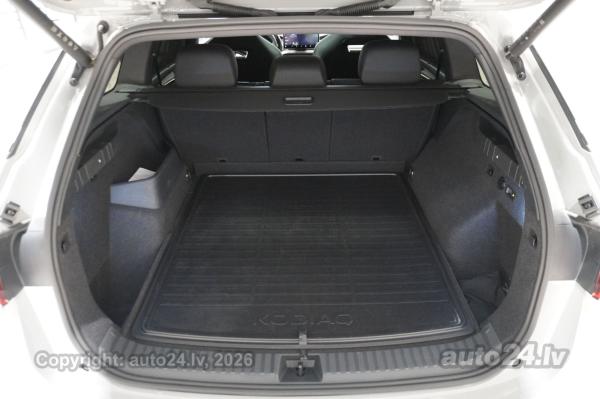Grey Skoda Kodiaq 2024 in Tallinn, with an engine capacity of 2.00 L and mileage of 29 thousand km for 46900 €, photo 10 on AUTOMOTO.COM.LV