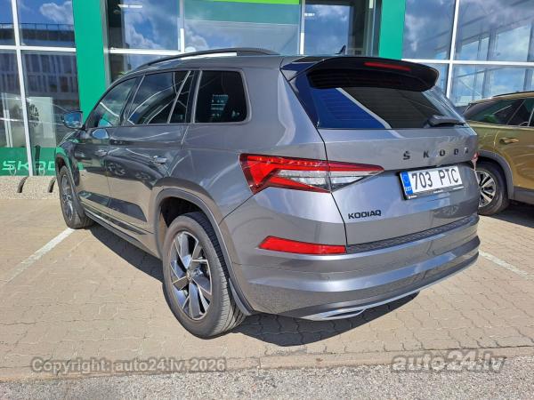 Pelēks Skoda Kodiaq 2024 Tartu, ar dzinēja tilpumu 2.00 L un nobraukumu 35 tūkst. km par 40000 €, foto 3 vietnē AUTOMOTO.COM.LV