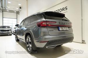 Серый Шкода Kodiaq 2024 в Таллин, объемом двигателя 1.50 л и пробегом 9 тыс. км за 41000 €, фото 3 на AUTOMOTO.COM.LV