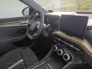 Pelēks Skoda Kodiaq 2025 Tallina, ar dzinēja tilpumu 1.50 L un nobraukumu 6 tūkst. km par 41990 €, foto 13 vietnē AUTOMOTO.COM.LV