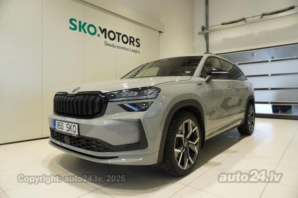 Pelēks Skoda Kodiaq 2025 Tallina, ar dzinēja tilpumu 2.00 L un nobraukumu 12 tūkst. km par 51900 €, foto 1 vietnē AUTOMOTO.COM.LV