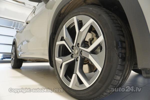 Pelēks Skoda Kodiaq 2025 Tallina, ar dzinēja tilpumu 2.00 L un nobraukumu 12 tūkst. km par 51900 €, foto 5 vietnē AUTOMOTO.COM.LV