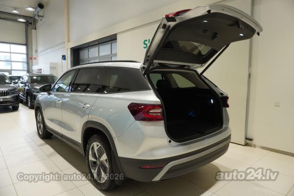 Grey Skoda Kodiaq 2025 in Tallinn, with an engine capacity of 1.50 L and mileage of 16 thousand km for 41900 €, photo 6 on AUTOMOTO.COM.LV
