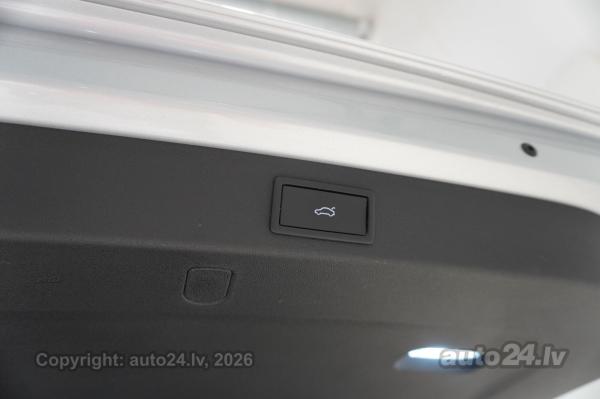 Grey Skoda Kodiaq 2025 in Tallinn, with an engine capacity of 1.50 L and mileage of 16 thousand km for 41900 €, photo 7 on AUTOMOTO.COM.LV
