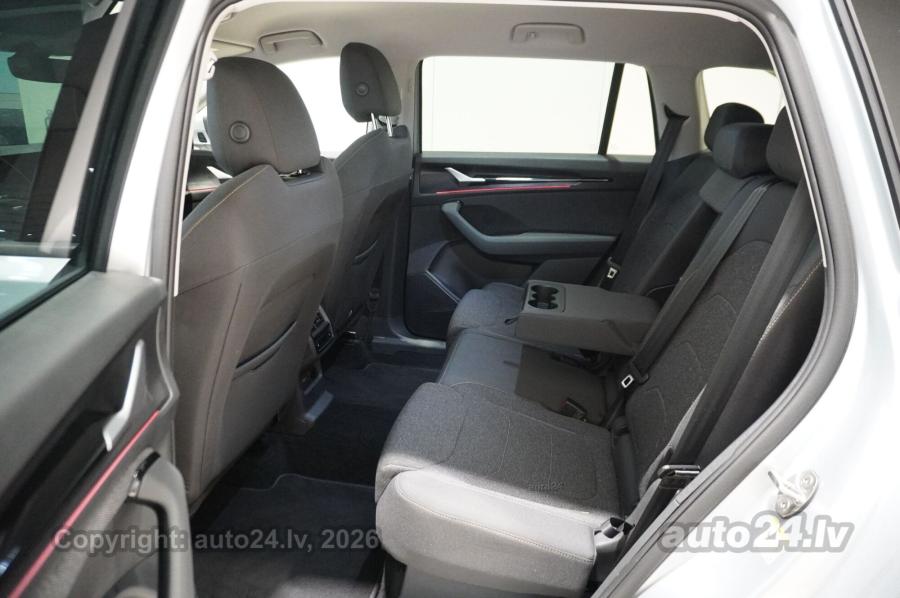 Серый Шкода Kodiaq 2025 в Таллин, объемом двигателя 1.50 л и пробегом 16 тыс. км за 41900 €, фото 12 на AUTOMOTO.COM.LV