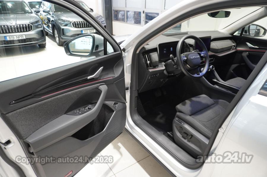 Серый Шкода Kodiaq 2025 в Таллин, объемом двигателя 1.50 л и пробегом 16 тыс. км за 41900 €, фото 16 на AUTOMOTO.COM.LV