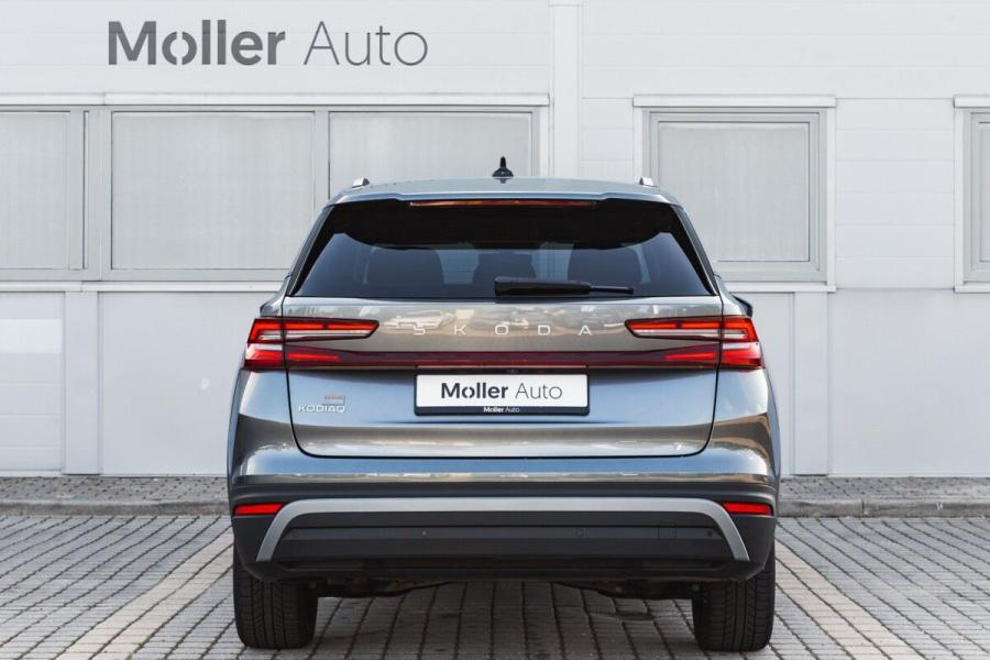 Pelēks Skoda Kodiaq 2025 Ventspils, ar dzinēja tilpumu 1.50 L un nobraukumu 29 tūkst. km par 37950 €, foto 5 vietnē AUTOMOTO.COM.LV