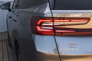 Pelēks Skoda Kodiaq 2025 Ventspils, ar dzinēja tilpumu 1.50 L un nobraukumu 29 tūkst. km par 37950 €, foto 13 vietnē AUTOMOTO.COM.LV