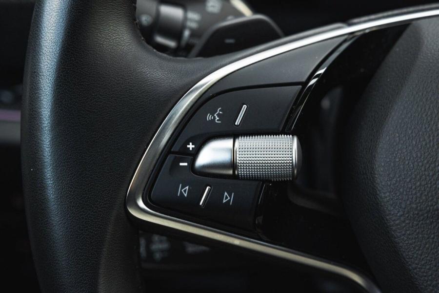 Pelēks Skoda Kodiaq 2025 Ventspils, ar dzinēja tilpumu 1.50 L un nobraukumu 29 tūkst. km par 37950 €, foto 21 vietnē AUTOMOTO.COM.LV