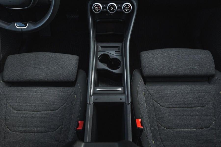 Pelēks Skoda Kodiaq 2025 Ventspils, ar dzinēja tilpumu 1.50 L un nobraukumu 29 tūkst. km par 37950 €, foto 27 vietnē AUTOMOTO.COM.LV