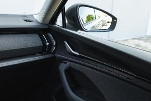 Pelēks Skoda Kodiaq 2025 Ventspils, ar dzinēja tilpumu 1.50 L un nobraukumu 29 tūkst. km par 37950 €, foto 33 vietnē AUTOMOTO.COM.LV
