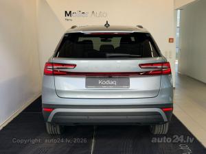 Grey Skoda Kodiaq 2026 in Parnu, with an engine capacity of 1.50 L and mileage of 5 thousand km for 41601 €, photo 4 on AUTOMOTO.COM.LV