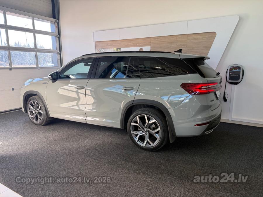 Pelēks Skoda Kodiaq 2026 Rakvere, ar dzinēja tilpumu 2.00 L un nobraukumu 4 tūkst. km par 55900 €, foto 5 vietnē AUTOMOTO.COM.LV