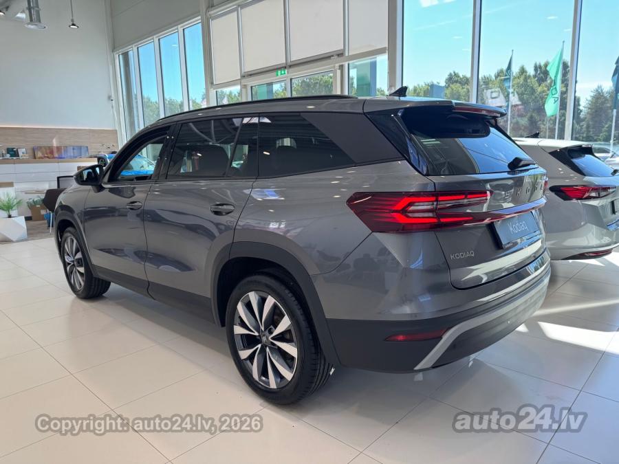 Pelēks Skoda Kodiaq 2026 Paide, ar dzinēja tilpumu 0.00 L un nobraukumu 10 tūkst. km par 45950 €, foto 5 vietnē AUTOMOTO.COM.LV