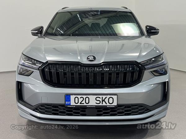 Skoda Kodiaq 2026 in Tallinn on AUTOMOTO.COM.LV Grey Skoda Kodiaq 2026 in Tallinn, with an engine capacity of 2.00 L and mileage of 6 thousand km for 44900 €, photo 3 on AUTOMOTO.COM.LV