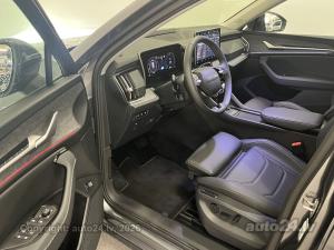 Grey Skoda Kodiaq 2026 in Tallinn, with an engine capacity of 1.50 L and mileage of 3 thousand km for 40500 €, photo 7 on AUTOMOTO.COM.LV