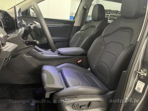 Grey Skoda Kodiaq 2026 in Tallinn, with an engine capacity of 1.50 L and mileage of 3 thousand km for 40500 €, photo 10 on AUTOMOTO.COM.LV