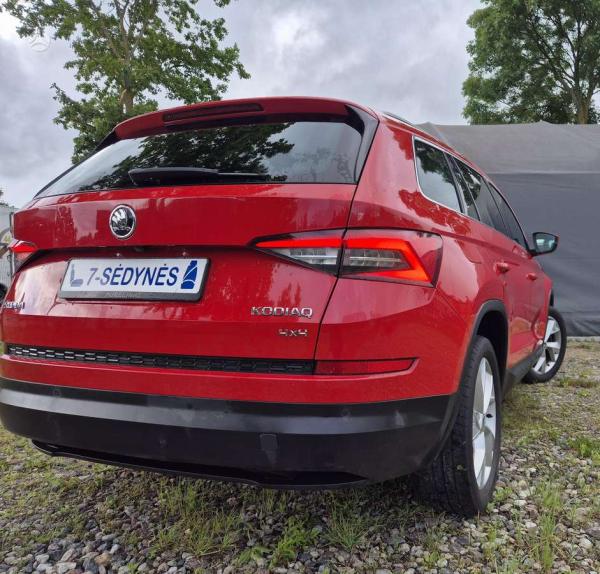 Sarkans Skoda Kodiaq 2017 Kauņa, ar dzinēja tilpumu 1.98 L un nobraukumu 330 tūkst. km par 13999 €, foto 3 vietnē AUTOMOTO.COM.LV