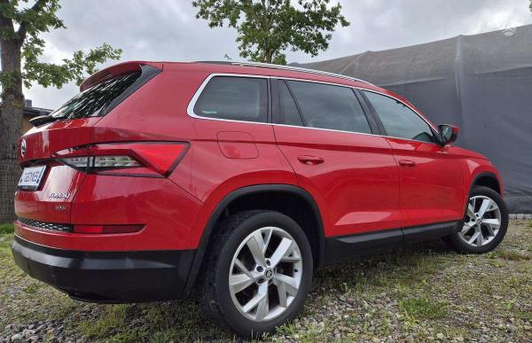 Красный Шкода Kodiaq 2017 в Каунас, объемом двигателя 1.98 л и пробегом 330 тыс. км за 13350 €, фото 6 на AUTOMOTO.COM.LV