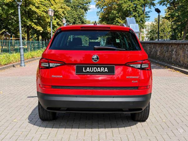 Sarkans Skoda Kodiaq 2017 Viļņa, ar dzinēja tilpumu 1.97 L un nobraukumu 228 tūkst. km par 16900 €, foto 5 vietnē AUTOMOTO.COM.LV